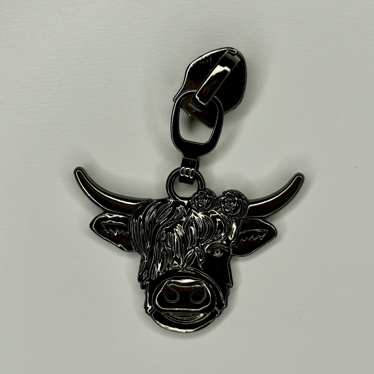 Highland cow #5 zipper pull| Glitterbugfairy