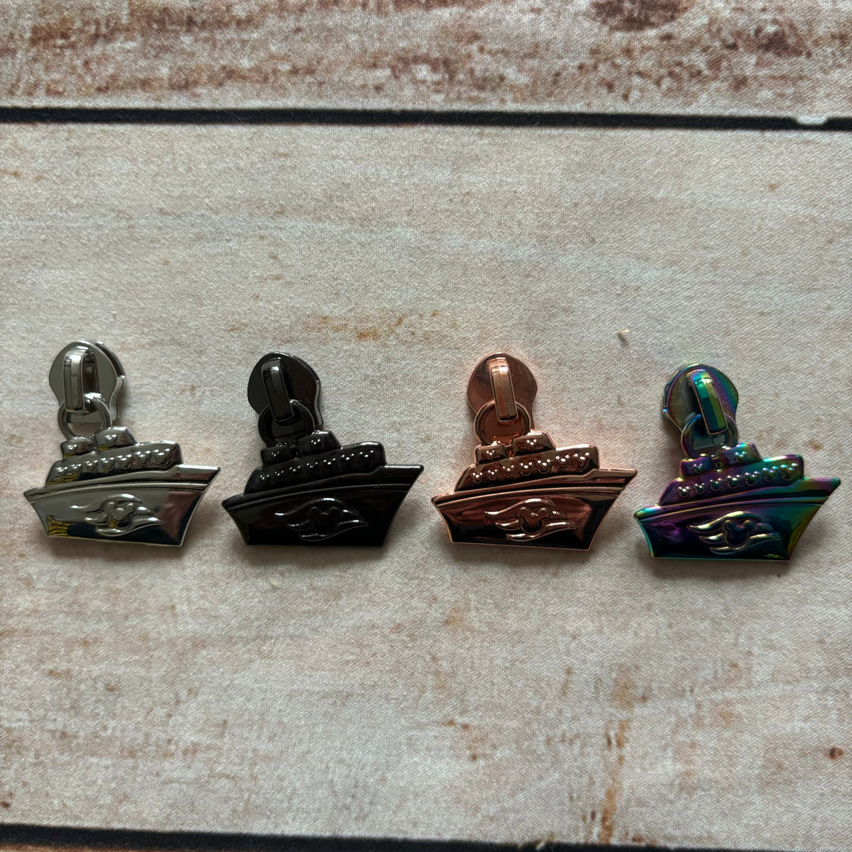 Cruise ship #5 zipper pull| Glitterbugfairy