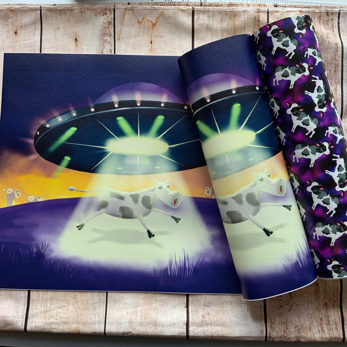 Alien Cow Abduction Panel| Glitterbugfairy